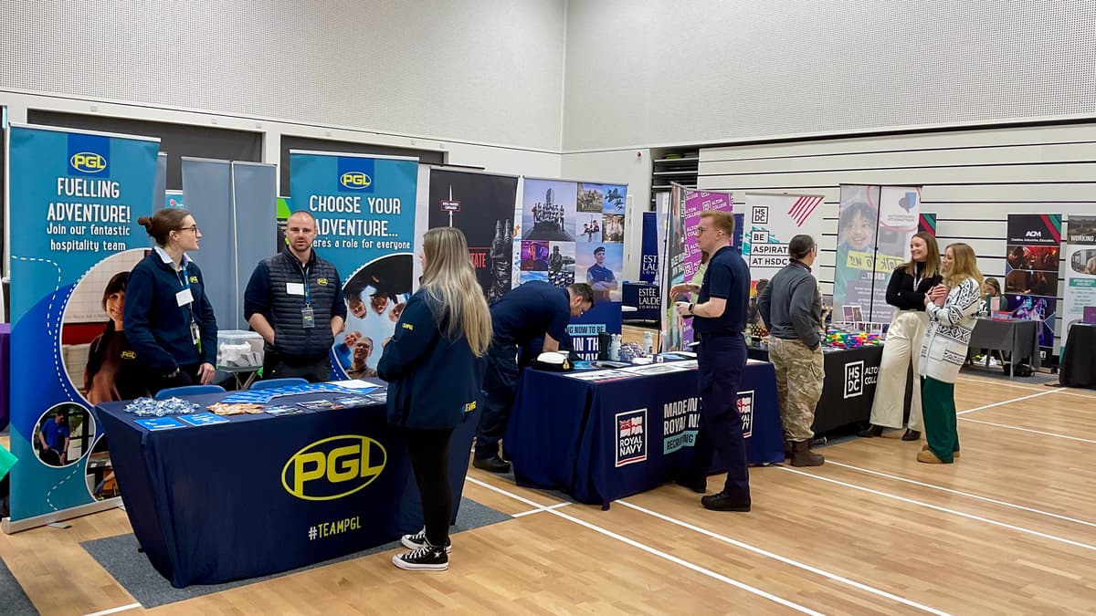 Oakmoor students get stamp of approval at careers fayre | bordonherald.com